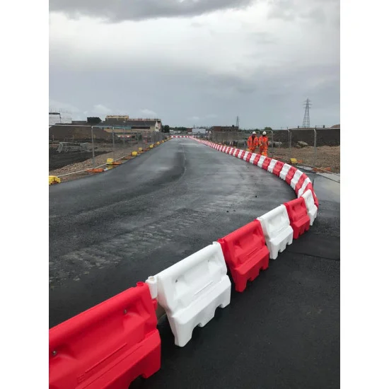 HOG600 Water-Filled Safety Barrier Hire & Sales UK | AJP Hire & Sales